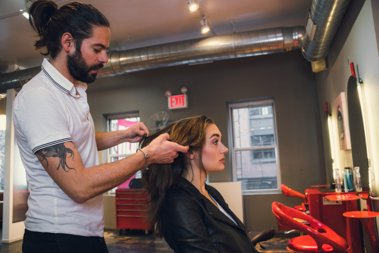 Why No One Knows Your Hair Better Than a Professional Hairstylist